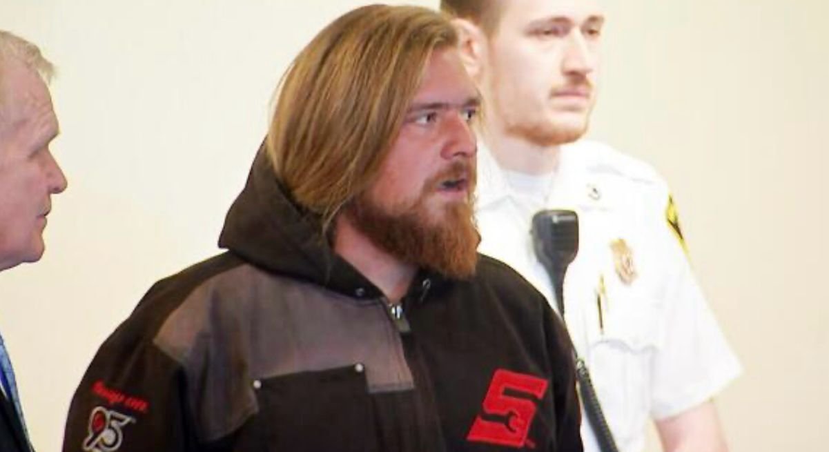 Suspeito de matar 2 em Salem-MA tentou invadir armazém com uma serra ...